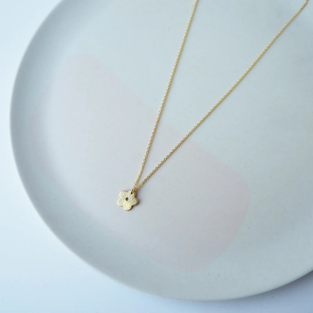 Minima Gold Necklance| Shop from Crisis Online